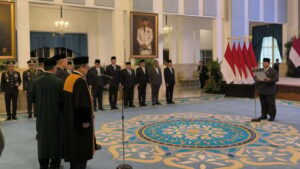 Prabowo Resmi Lantik Arif Satria Kepala BRIN dan Amarulla Jadi Wakil ...