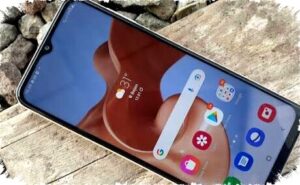 7 HP Samsung Galaxy A Series 1 Jutaan Terbaik 2026: Awet, Irit Baterai ...