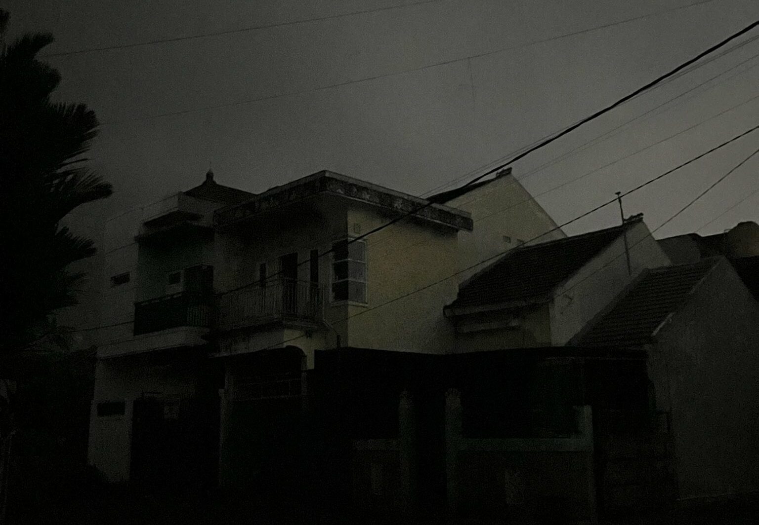 Gangguan GI Ngimbang Memadamkan Sejumlah Wilayah Jatim, Listrik Gresik ...