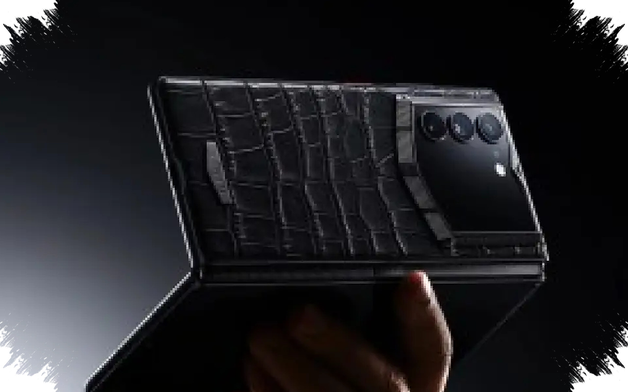 Vertu AlphaFold Rilis, HP Lipat Rp557 Juta Ini Punya Asisten AI Dan ...