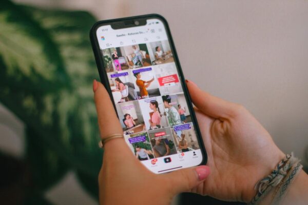 Akun Kecil Bisa Menang Di TikTok, 5 Cara Baca Algoritma Terbaru Untuk ...