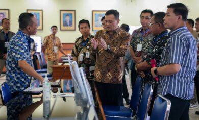 Ahmad Luthfi Tinjau SPMB Jateng 2026, Pastikan Lancar Tanpa Titip-Menitip