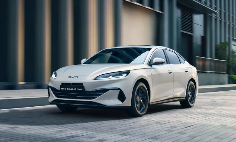 BYD Seal 6 DM Makin Dekat ke Indonesia, Sedan PHEV Ini Tawarkan EV 128 Km