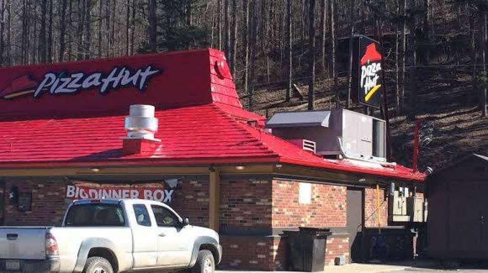 Pemilik Angkat Bendera Putih, Pizza Hut Resmi Lepas dengan Nilai Rp47 ...