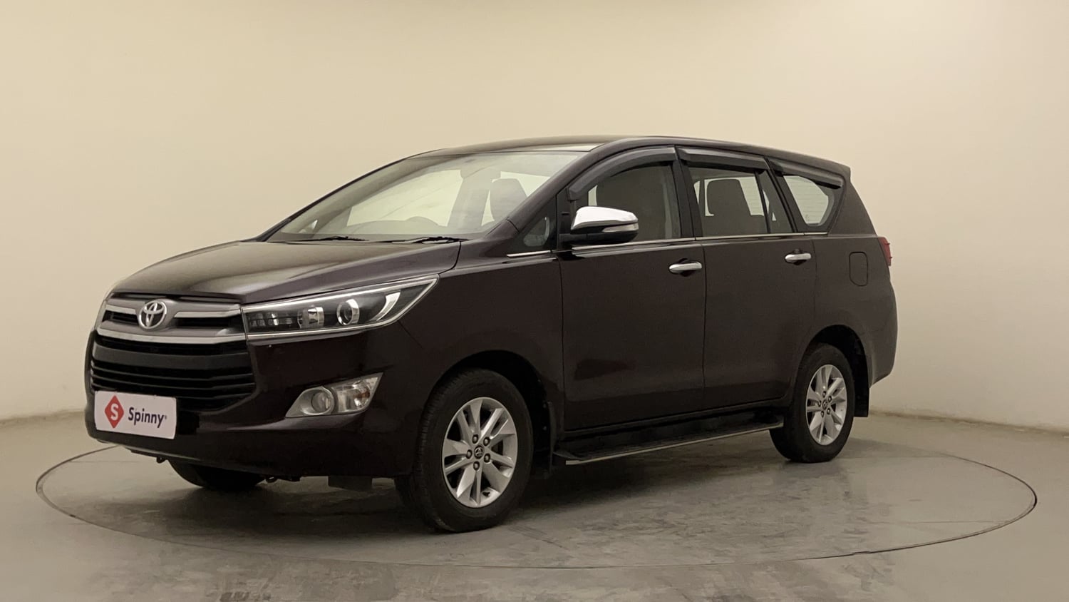 Toyota Innova Crysta Wajah Baru, MPV Legendaris Ini Naik Kelas Jadi ...